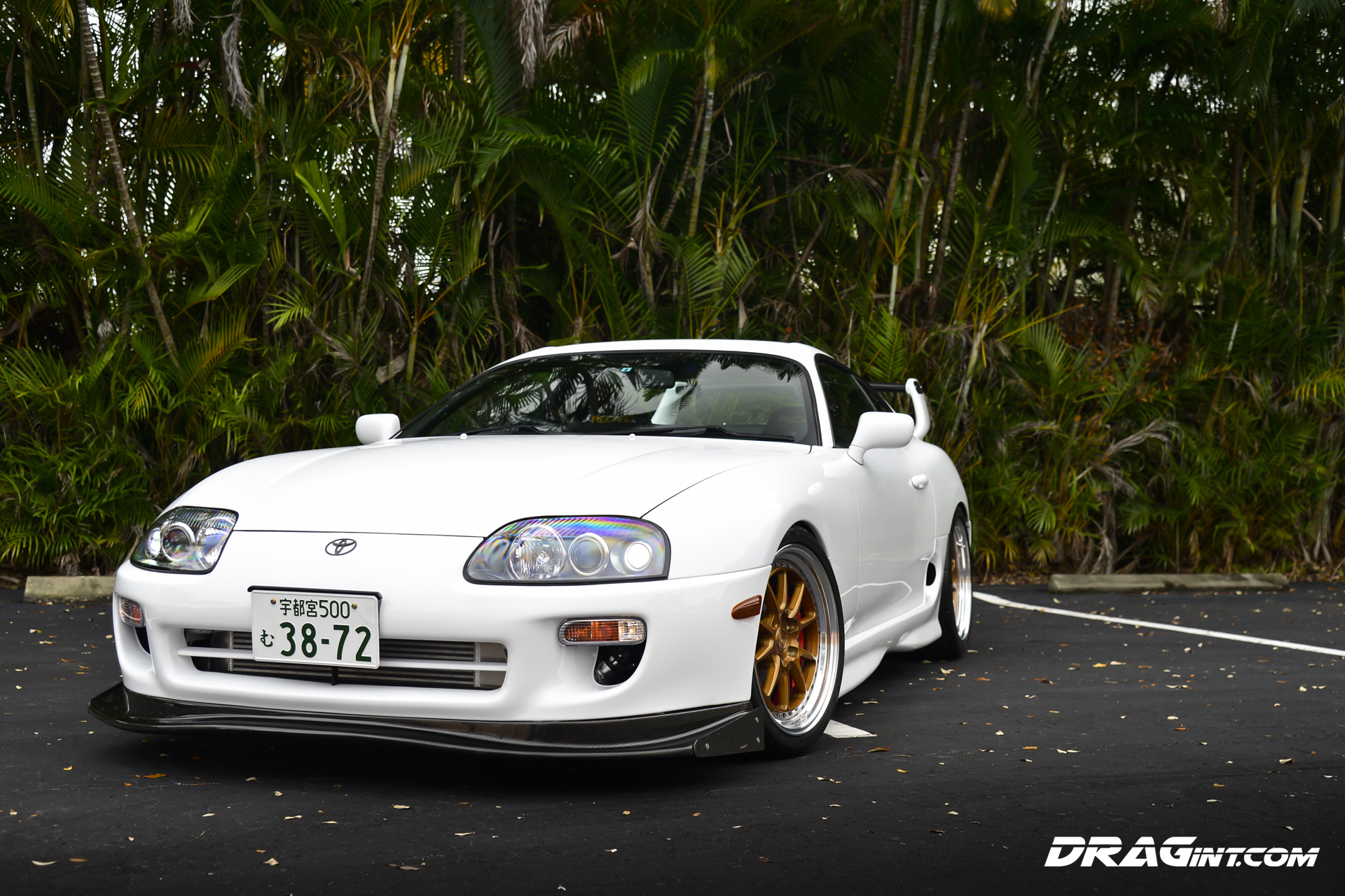 DRAGintWhiteRHD010 | DRAG International